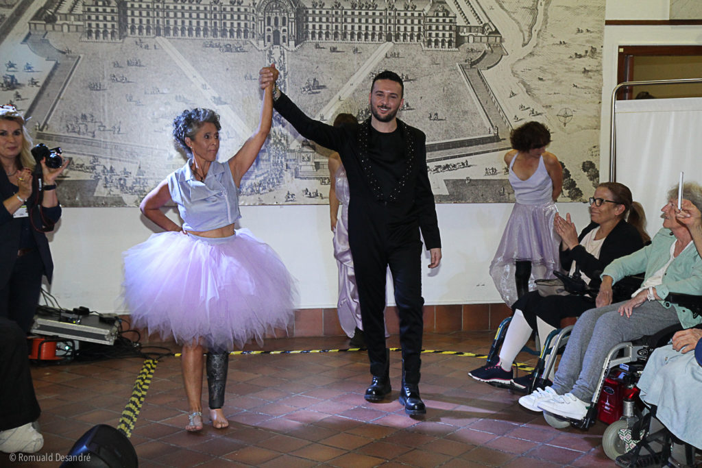 Il progetto Phoenix Alternative Model ha sfilato a Parigi - bobine.tv