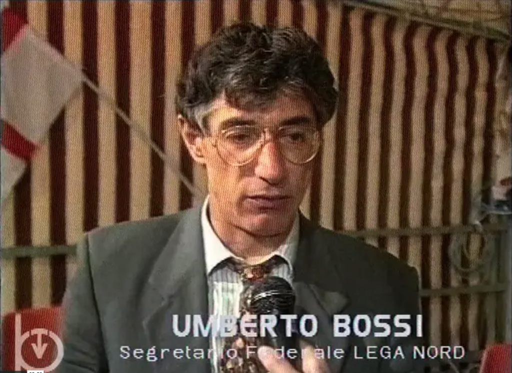 1993 - Tele Alpi: il comizio elettorale di Umberto Bossi - bobine.tv